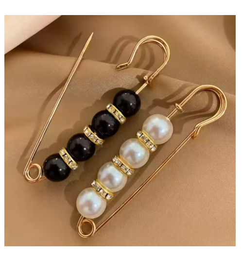2Pcs White Pearl Diamond-Adorned Brooch Clip | Jeans Waistband Tighten ...